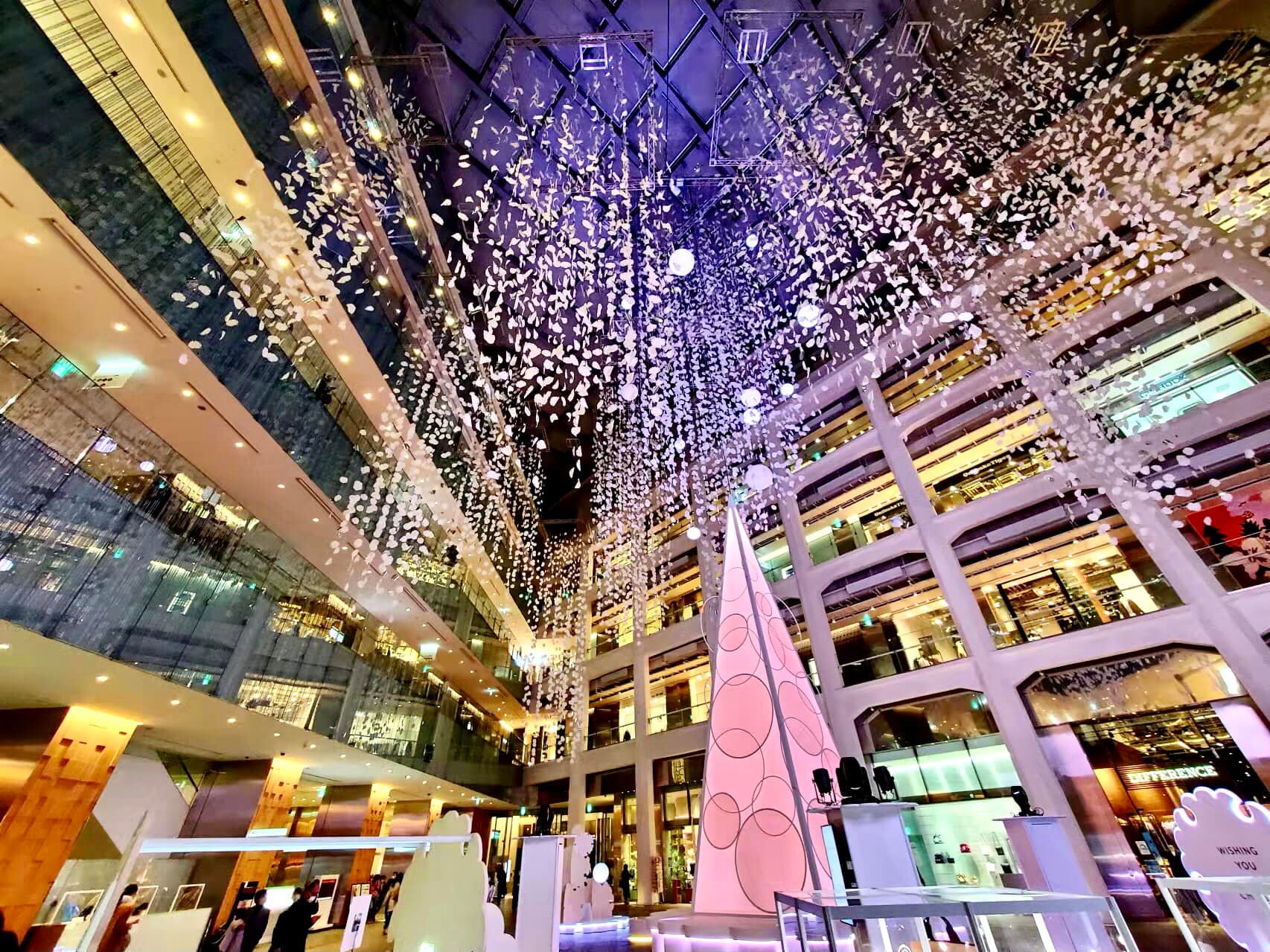 WHITE KITTE 2021 | INAZMA Inc.